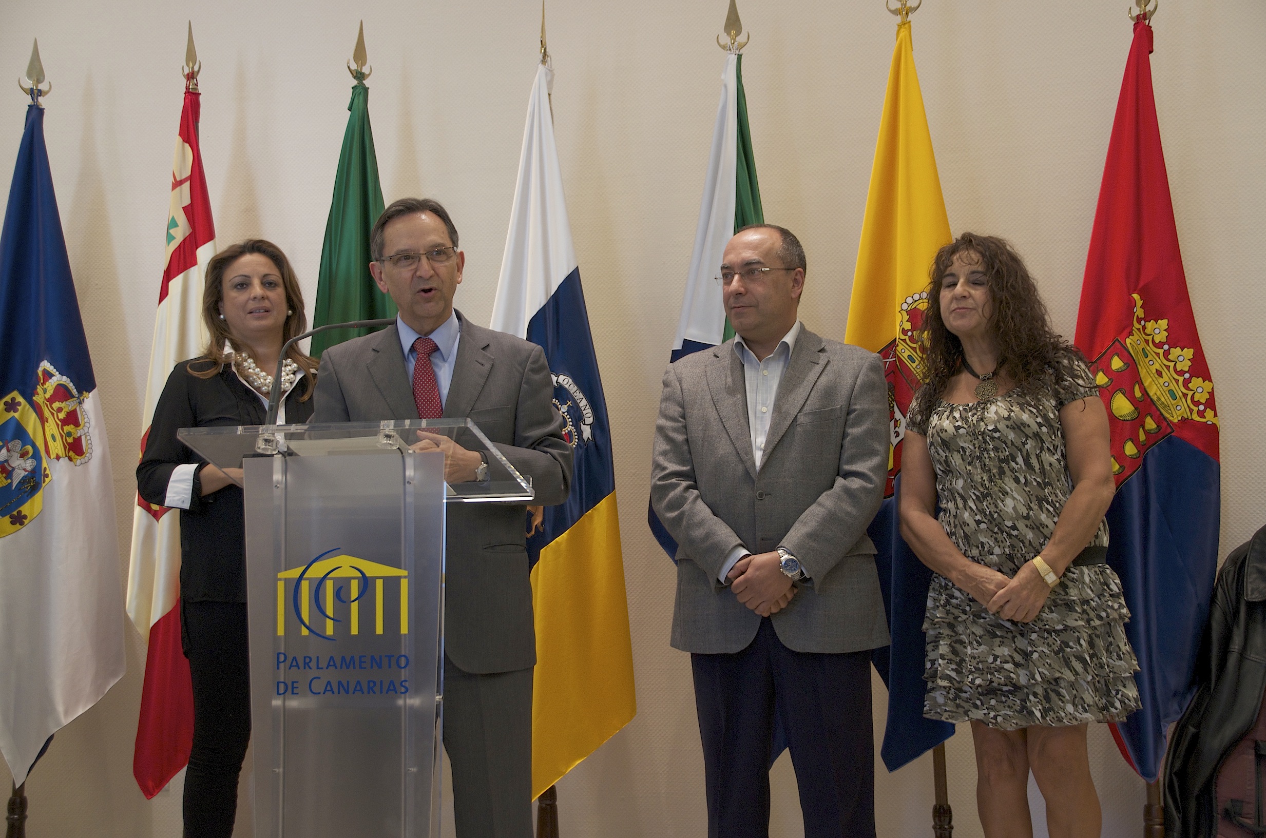 "Taller de vestimenta tradicional y trajes típicos de Canarias”, nueva ...
